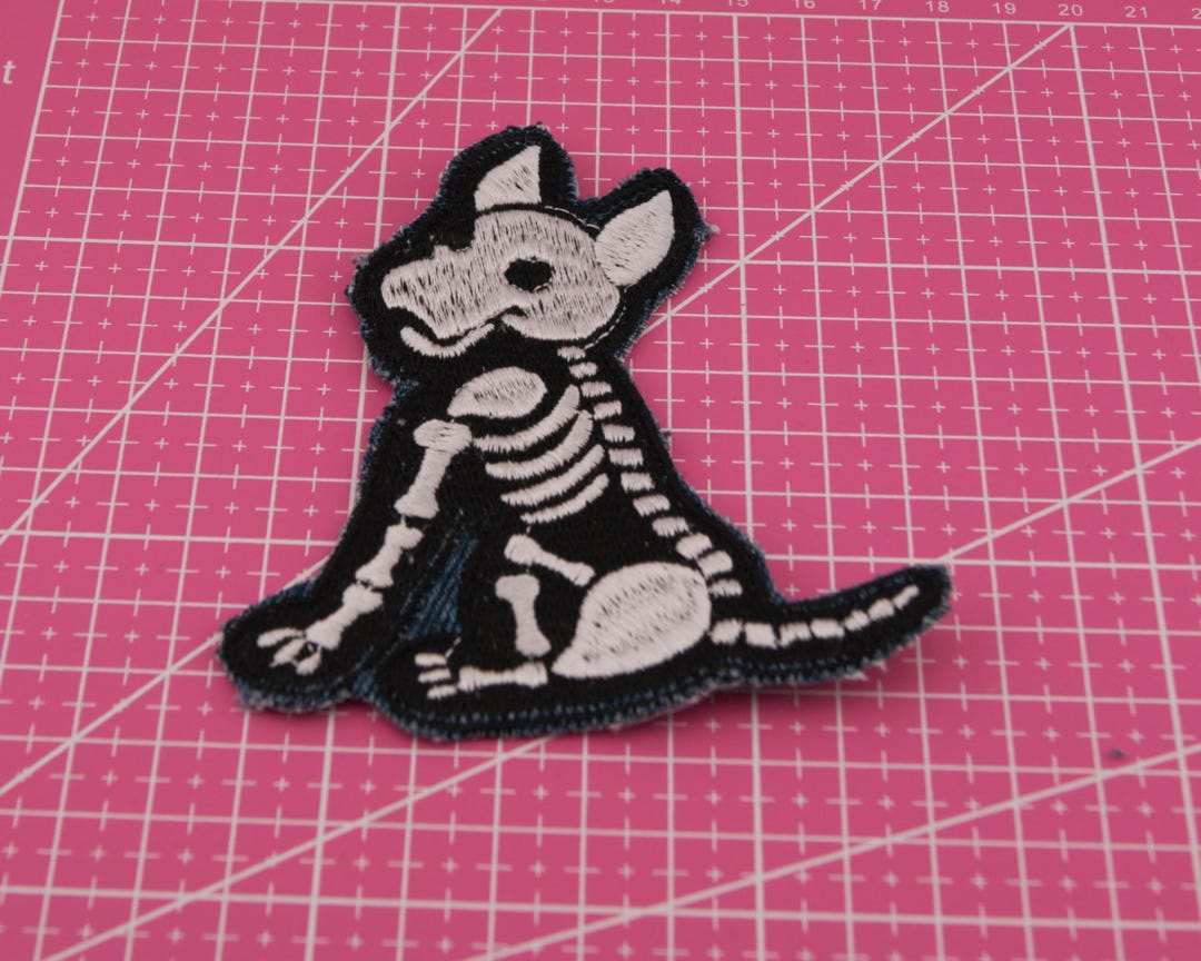 Skeleton Dog Patch | Dog Bones | Macabre Pet | Iron-on & Sew-on | 10cm ...