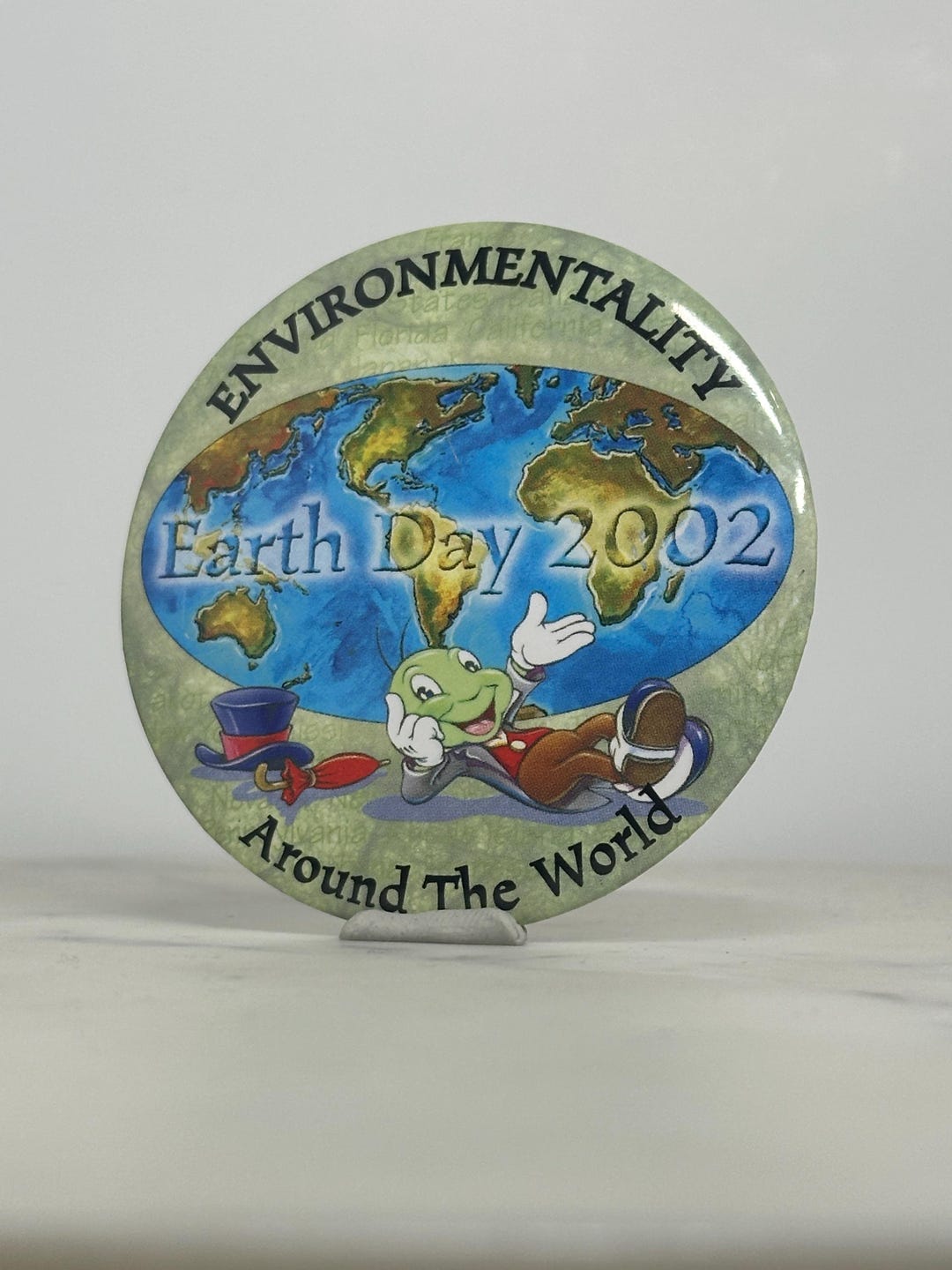 Earth Day 2002 Pin: Jiminy Cricket Glossy Finish - Disney Collectible ...