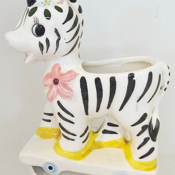 Kitsch Planter - Etsy