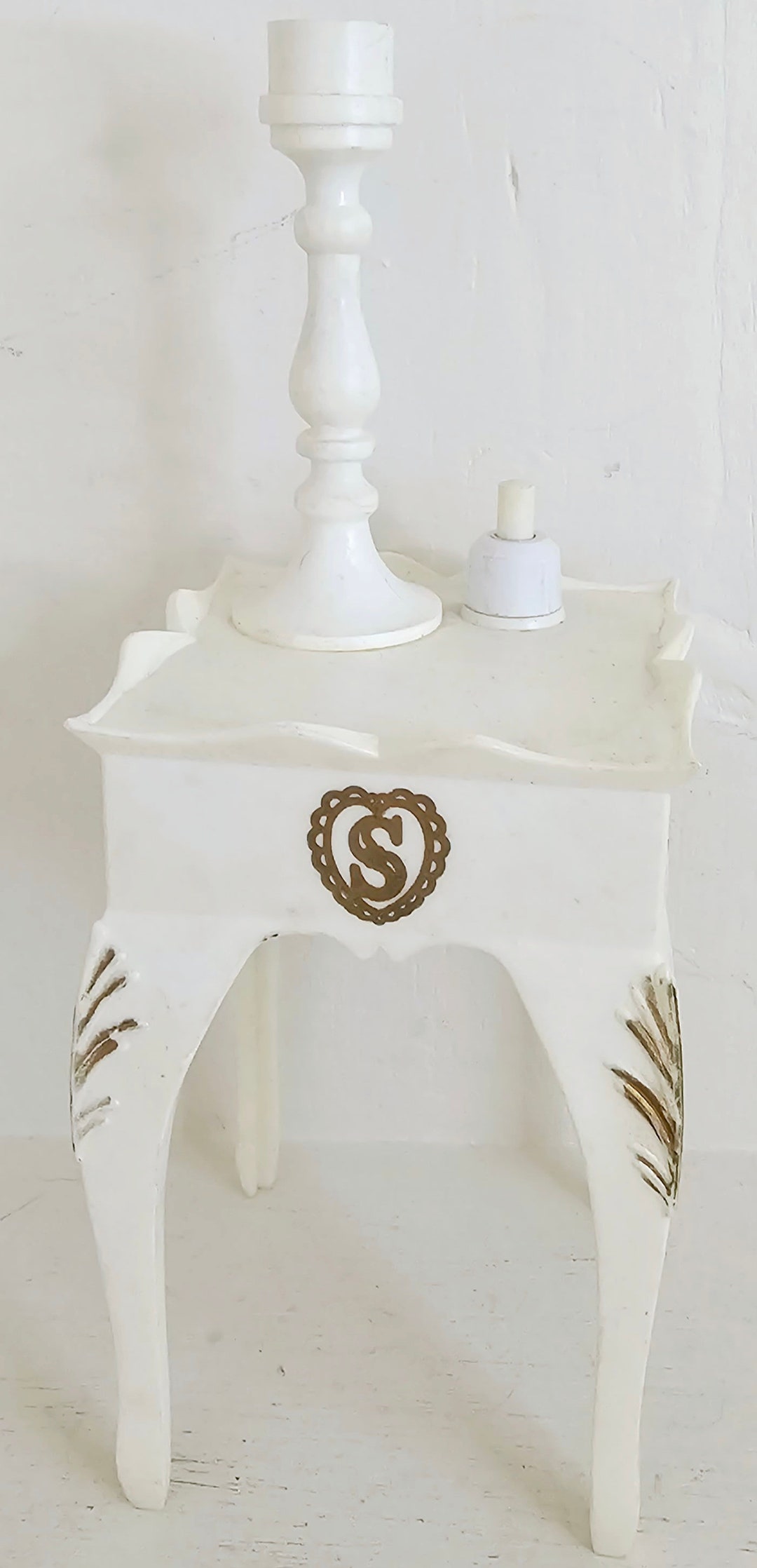 Vintage Pedigree Sindy Bedside Table Lamp Base Queen Anne Gold Trim ...