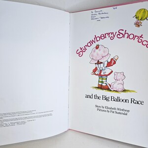 Vintage Strawberry Shortcake Illustrated Story Book the Big Balloon ...