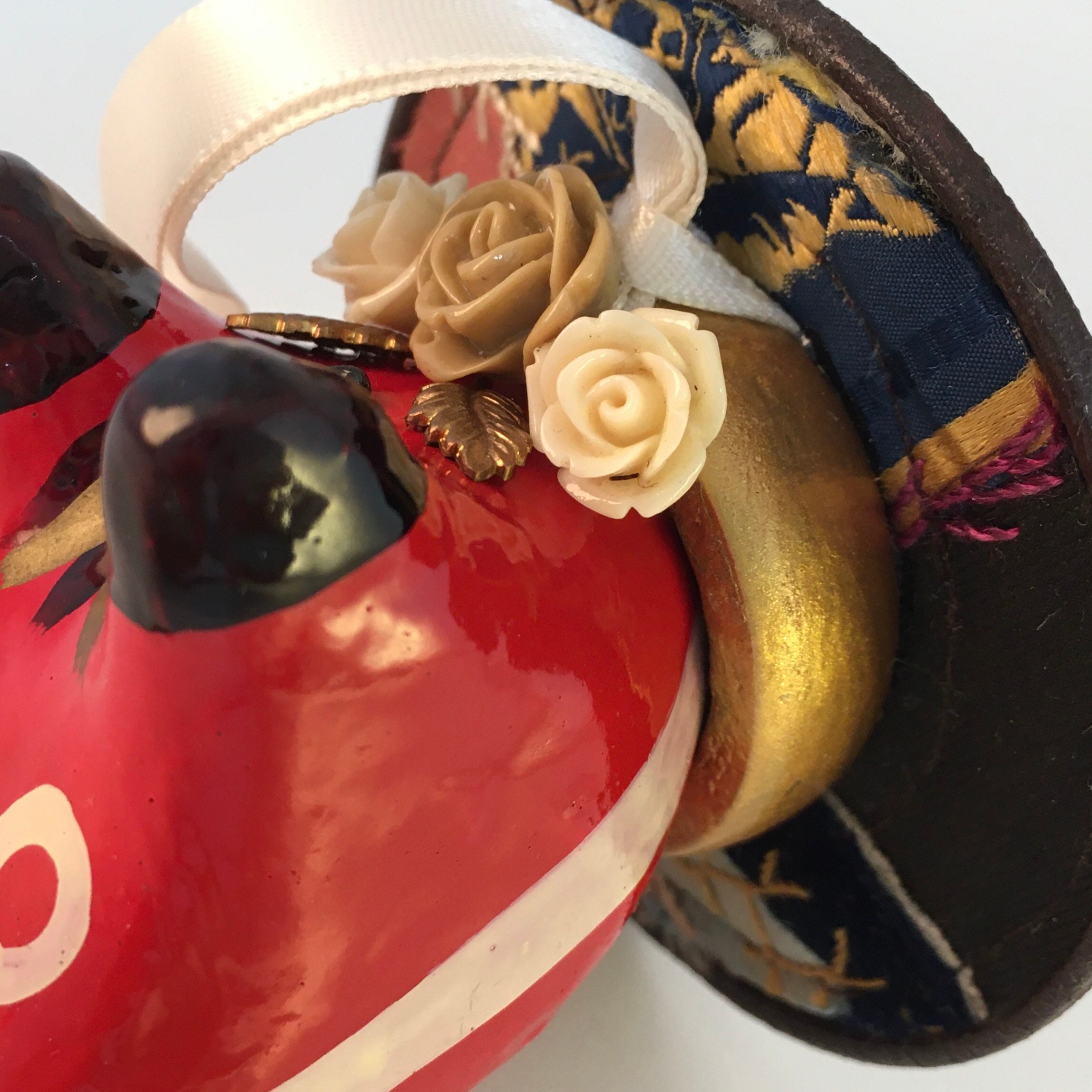 Akabeko Cow. Faux Taxidermy Ornament. Japanese Folk Art. - Etsy