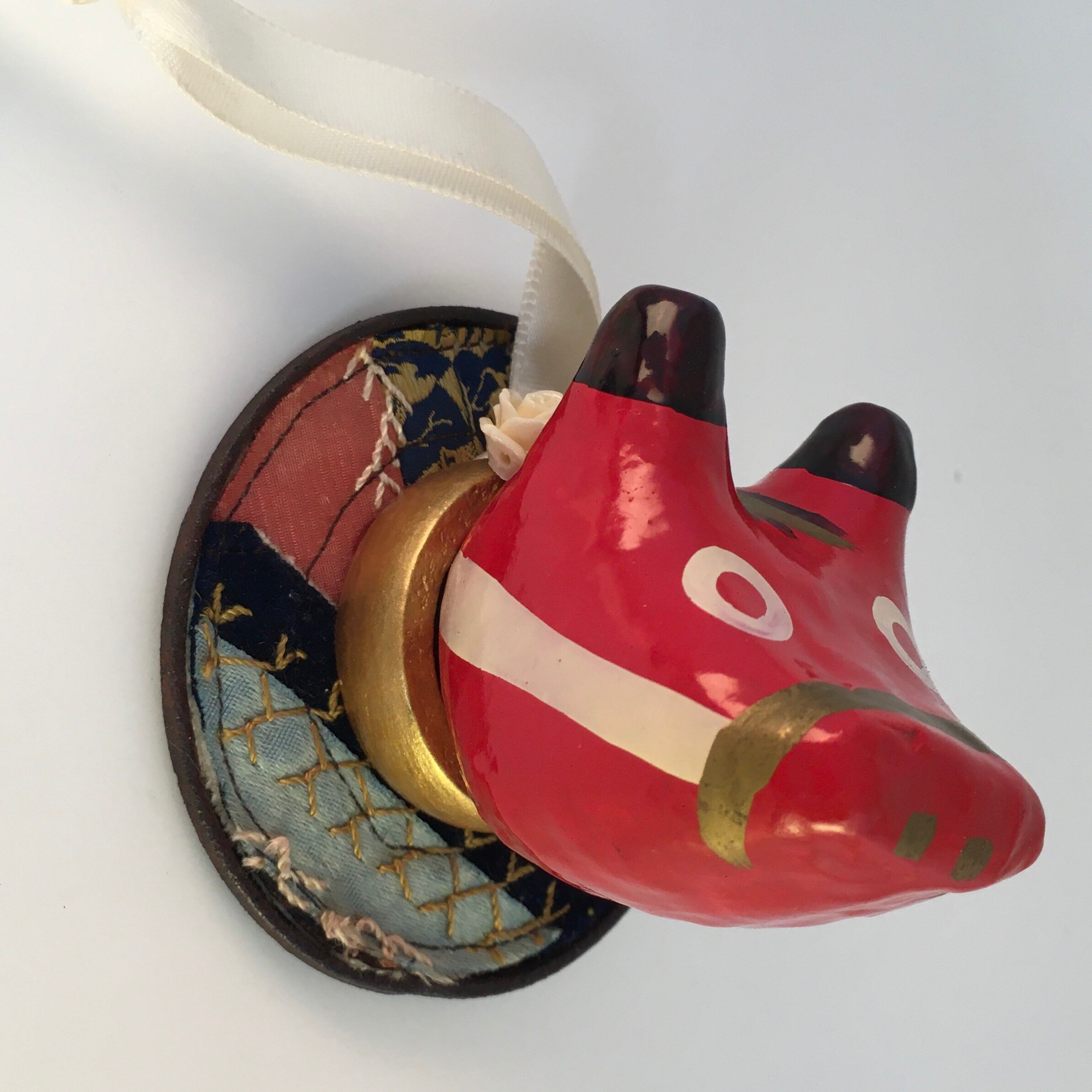 Akabeko Cow. Faux Taxidermy Ornament. Japanese Folk Art. - Etsy
