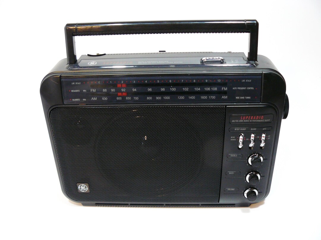 Vintage GE Superadio AM FM Portable Radio, Model 7-2887B - Etsy