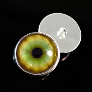 10mm - 30mm Realistic Tiger Button Eyes Sew on Shanks With Loops Green ...