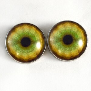 10mm - 30mm Realistic Tiger Button Eyes Sew on Shanks With Loops Green ...