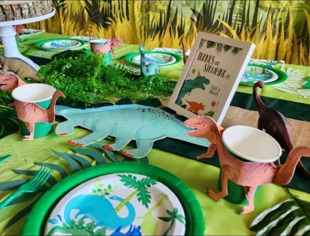 Dinomite Lovejoy Box, Dinosaur Party Box, Party in One Box, Dinosaur ...