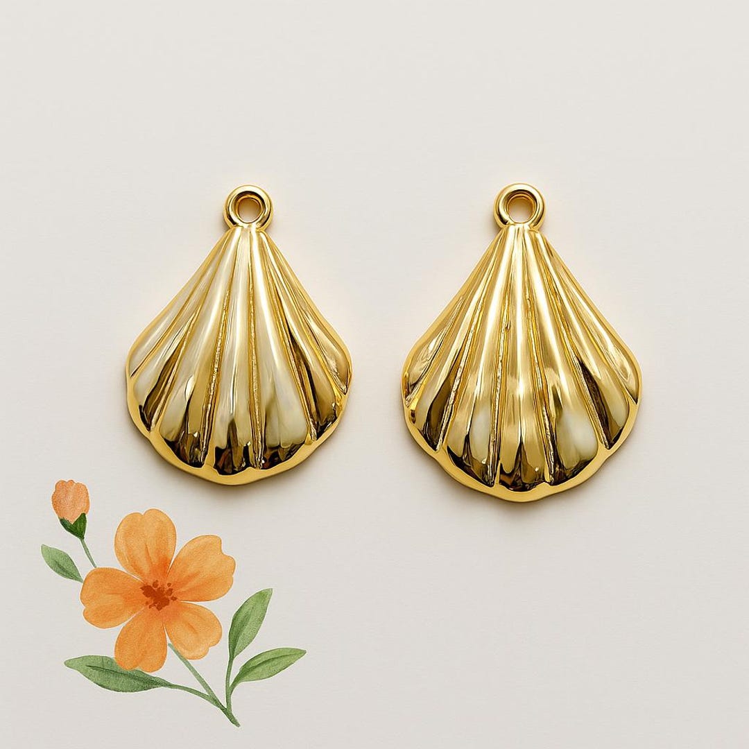 Ocean Gold Shell Pendant｜metallic Sheen + Shell Texture, Ocean Gold ...