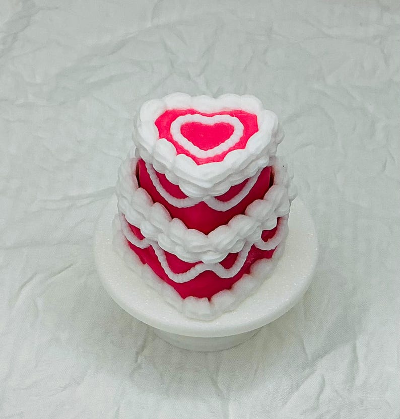 Cake Clicker Fidget- Cute 3D Printed Two Tier Cake Fidget Clicker ...