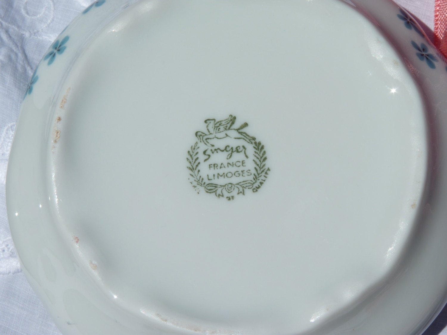 Lovely Limoges Porcelain Box Singer Limoges France Blooming Bleu Flower ...