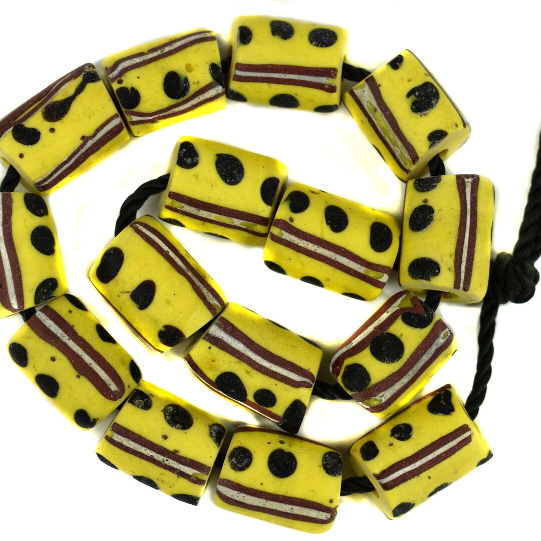 15 Venetian Yellow Trade Beads - Etsy