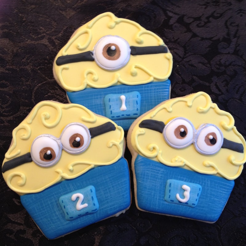 Minion Cookies - Etsy