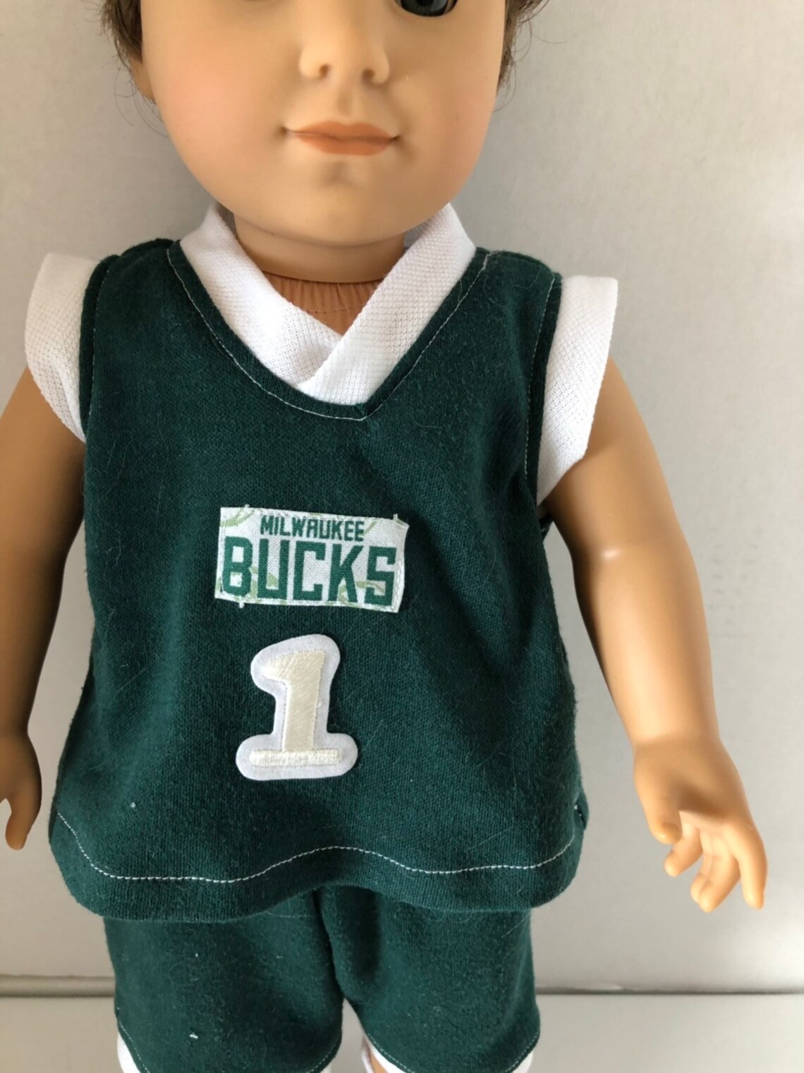 Milwaukee Bucks Basketball Outfit or Can Do Other Teams (shirt Shorts ...