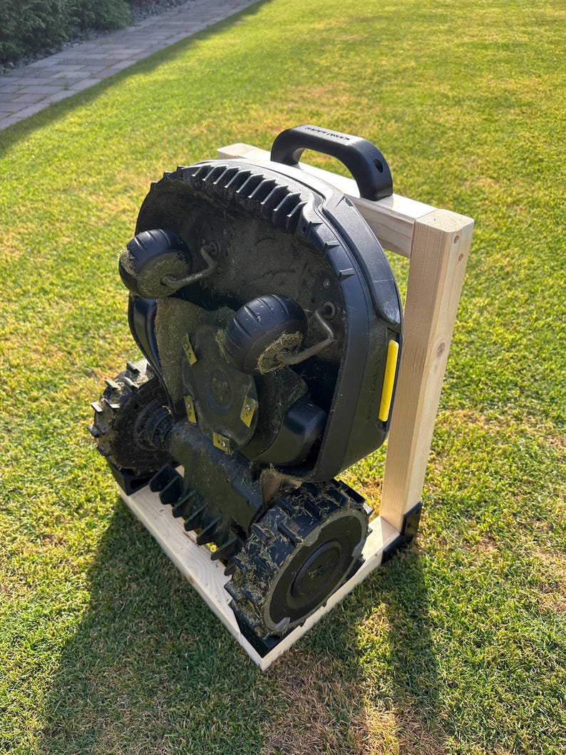 Mammotion YUKA Mini Cleaning Station, Maintenance Station, Service ...