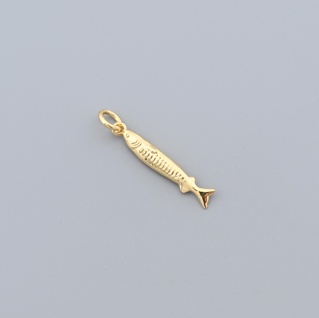 18K Gold Filled Narrow Fish Pendant With Detailed Design for Coastal ...
