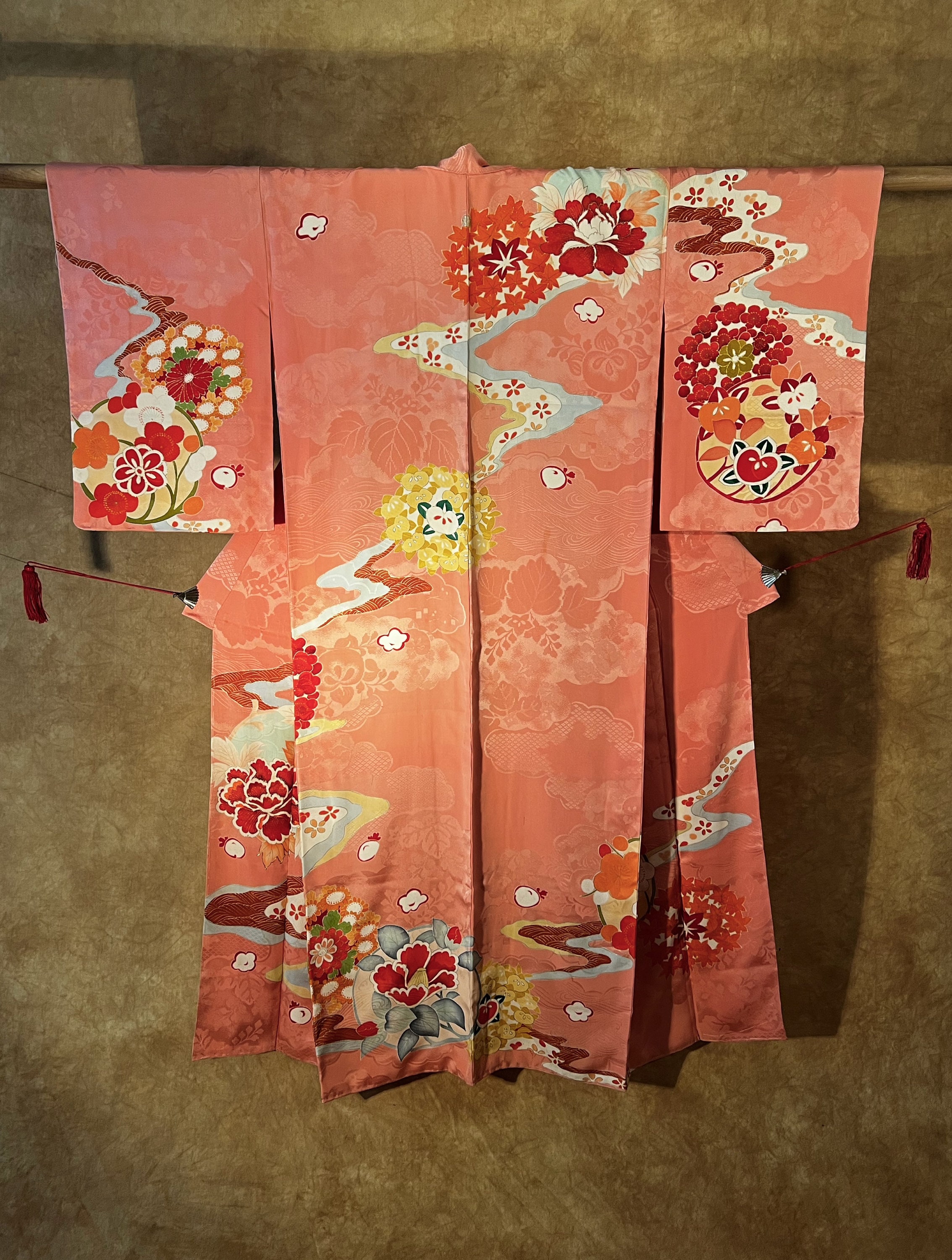 Antique Pure Silk Mon-kinsha Kimono / Hitotsu-mon Artistic Design One ...