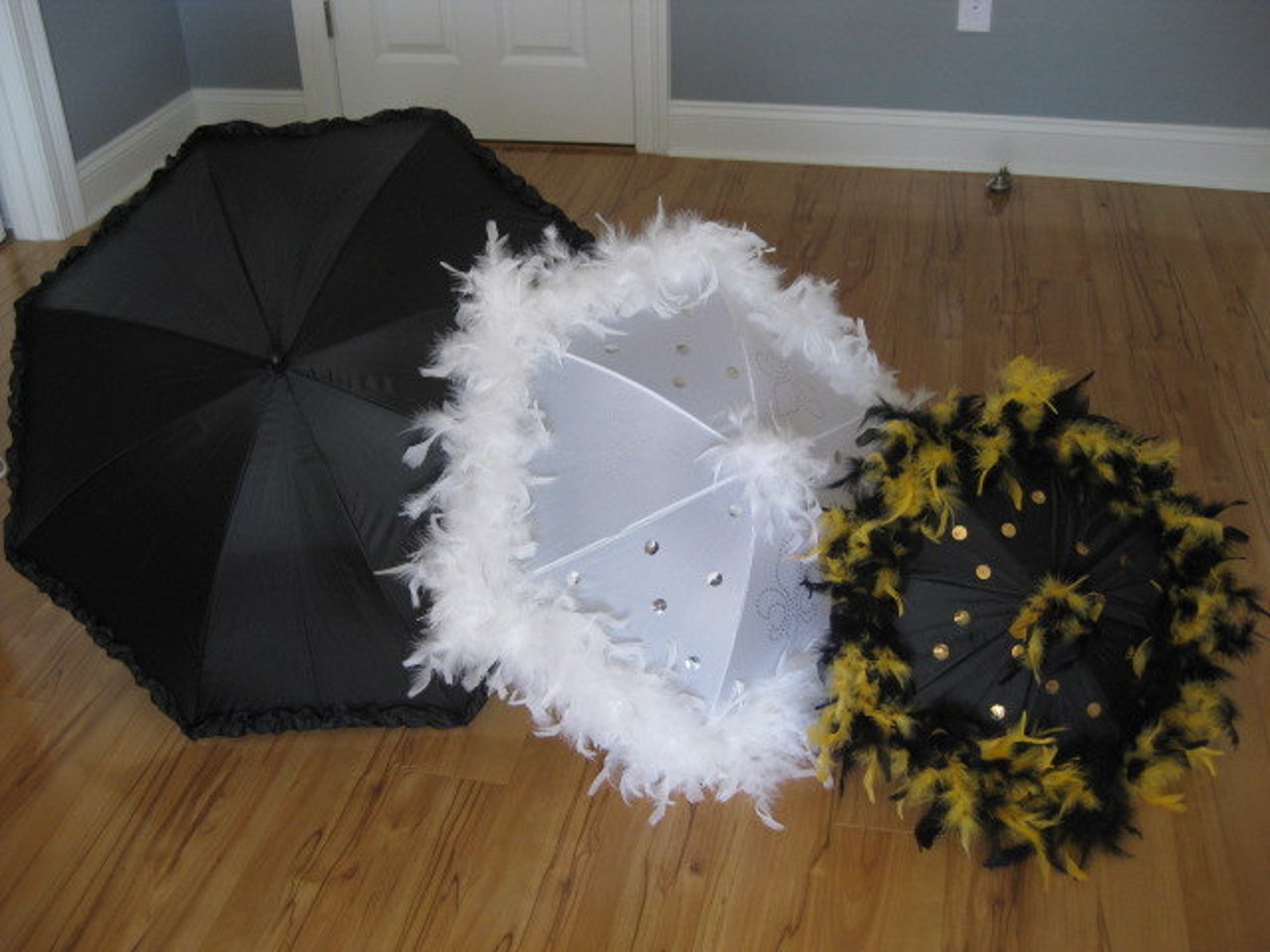 Bride and Groom New Orleans Wedding Second Line Umbrellas Set - Etsy