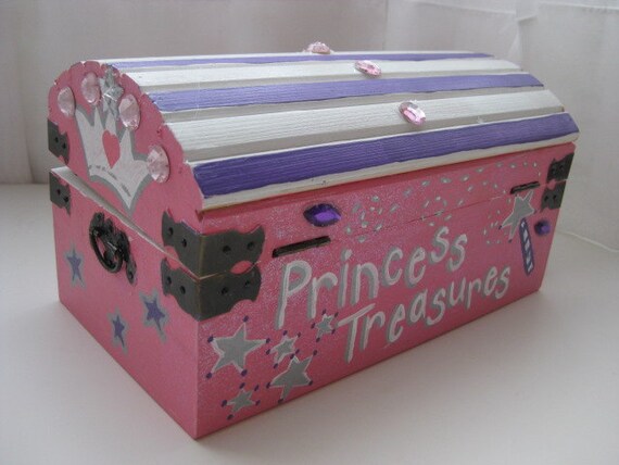 Princess storage chest store