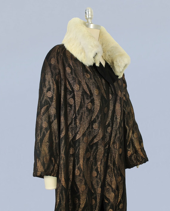 1920s Coat / 20s Gold Lamé and Fur Flapper Coat / Art… - Gem