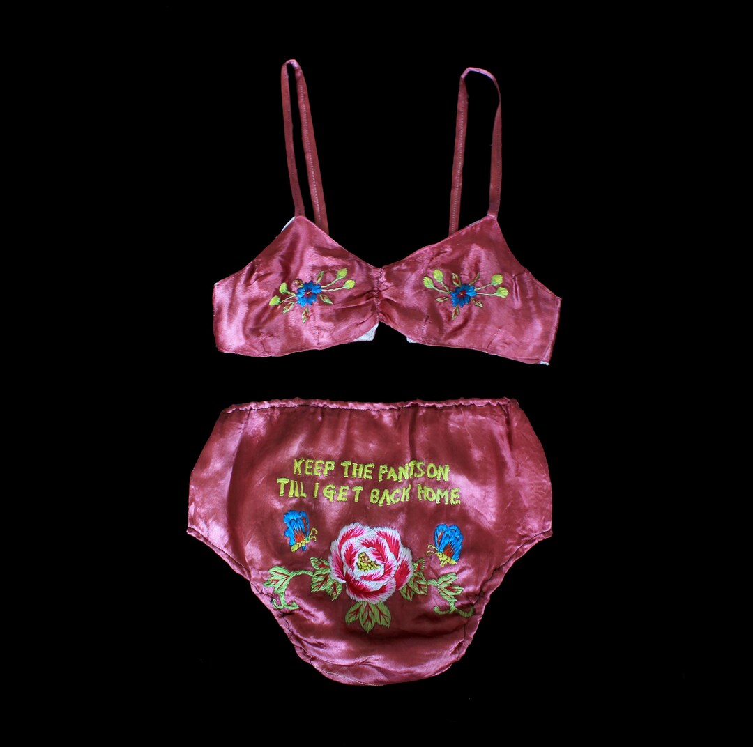 RARE 1940s WWII Lingerie Set / 40s Novelty Bright Coral Pink Silk Bra ...