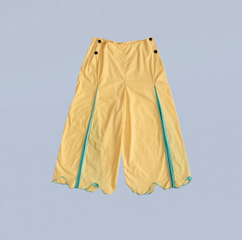 1930s Beach Pajamas / 30s Vibrant Bell Bottom Pant and Tank - Etsy