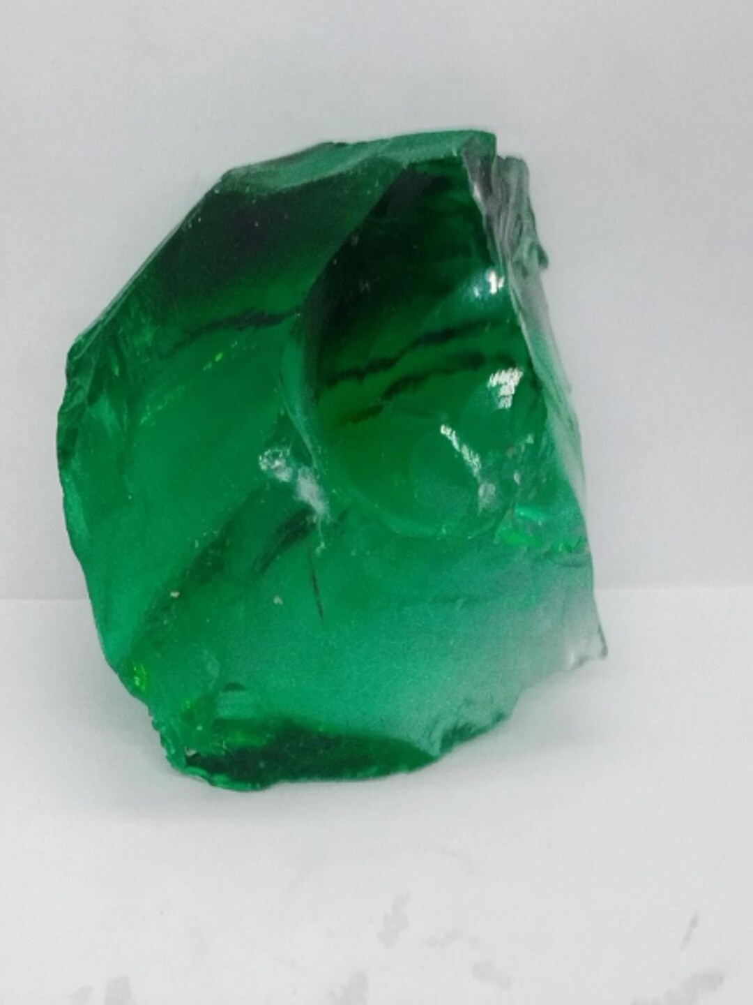 Cristal brut d'obsidienne verte naturelle - Pierre de verre volcanique ...
