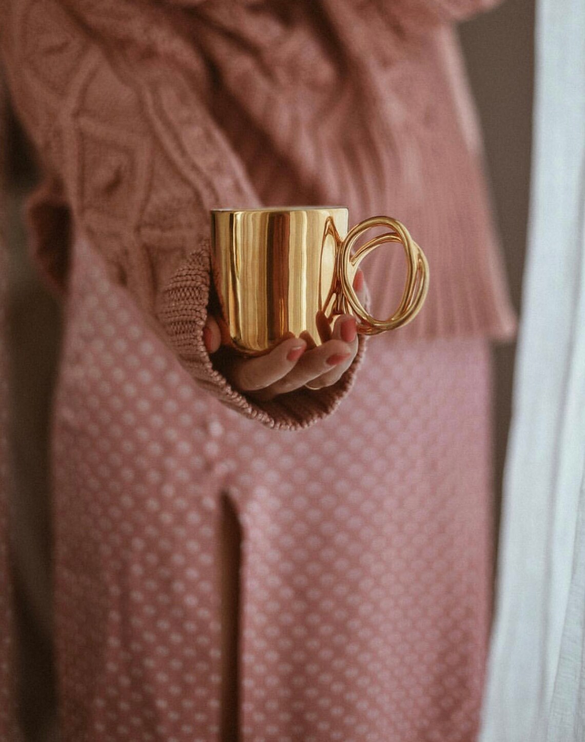 TWIST mug porcelain cup painted with real gold ceramic mug | Etsy