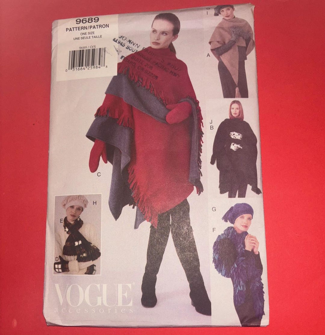 Vogue Accessories Sewing Pattern 9689 Misses' Double-sided Fleece ...