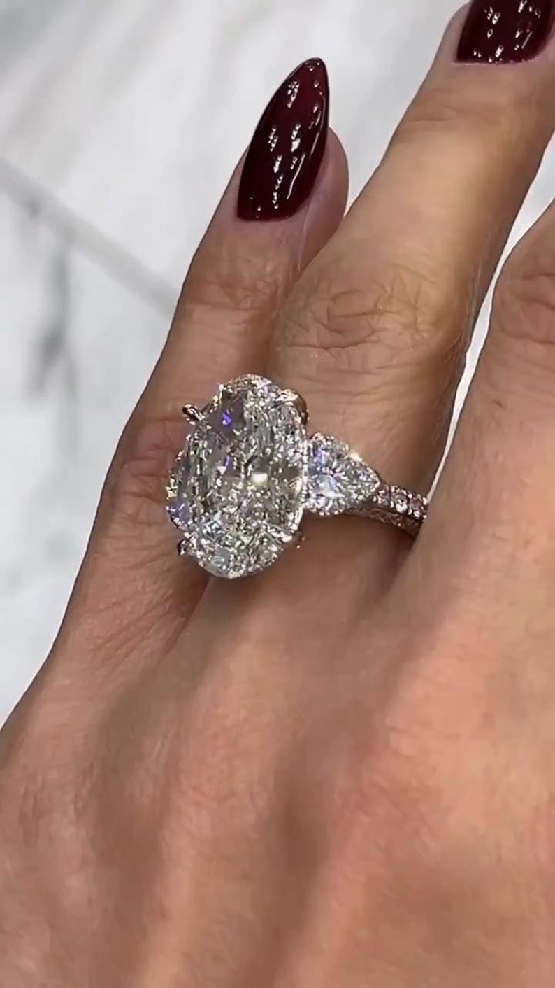 8ct Oval Lab Grown Diamond Engagement Ring: 14K Gold Solitaire, IGI ...