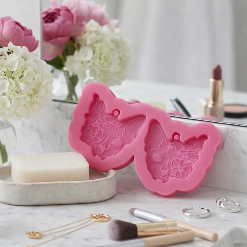 Cat Resin Skull - Etsy