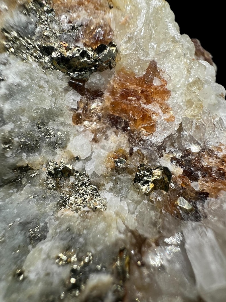 Fluorescent Marialite Scapolite W/mica, Calcite and Pyrite Inclusions ...