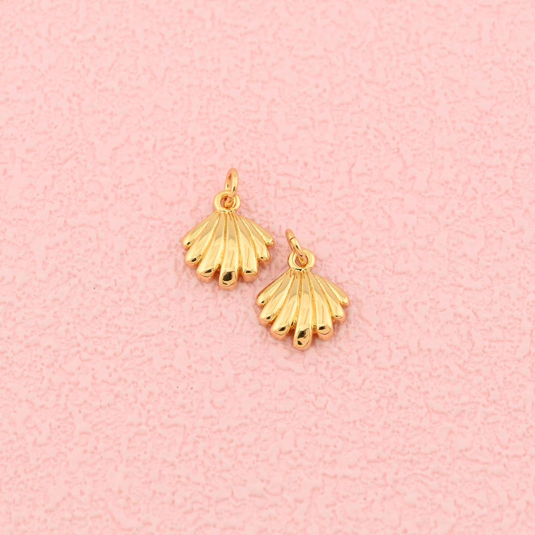Mini Shell Shape Pendant Charm in 18K Gold Filled Finish for Elegant ...