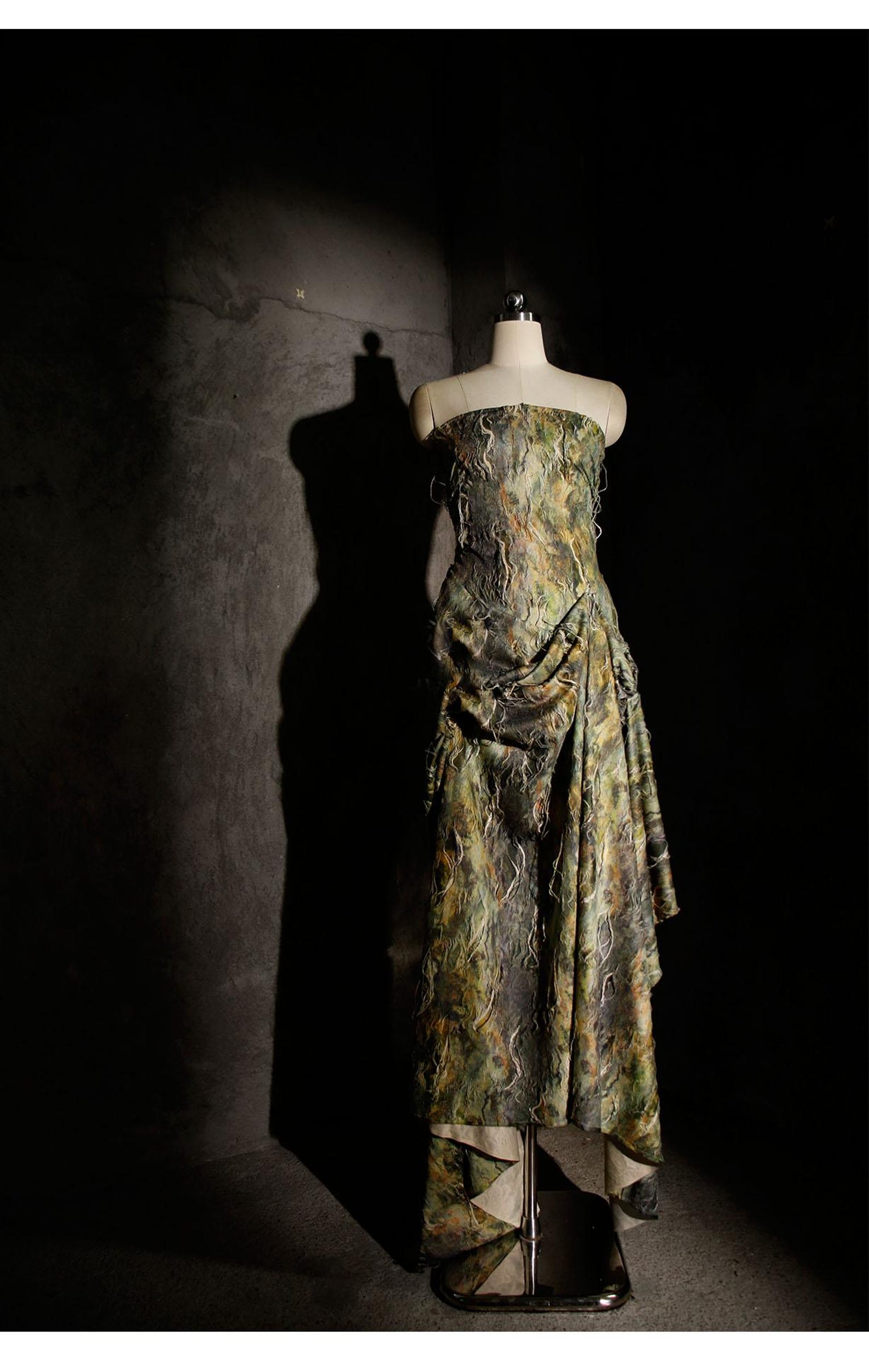 1.55 Meters Wide Moss Rock Tattered Flower Texture Old Fabric Tie ...