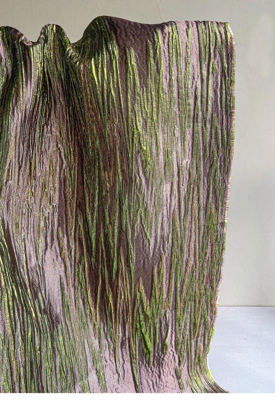 1.35 Meters Wide Green/purple Streamlined Bright Silk Striped Pleat ...