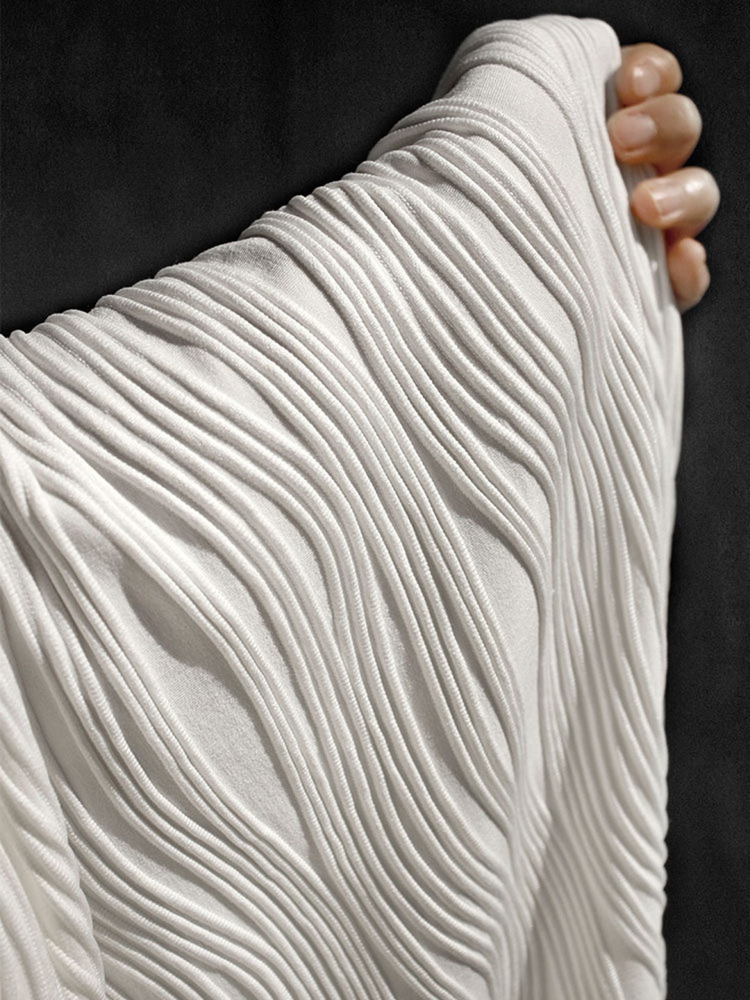 1.5 Meter Wide Ivory Elastic Stretchy Texture Linear Striped Fabric ...