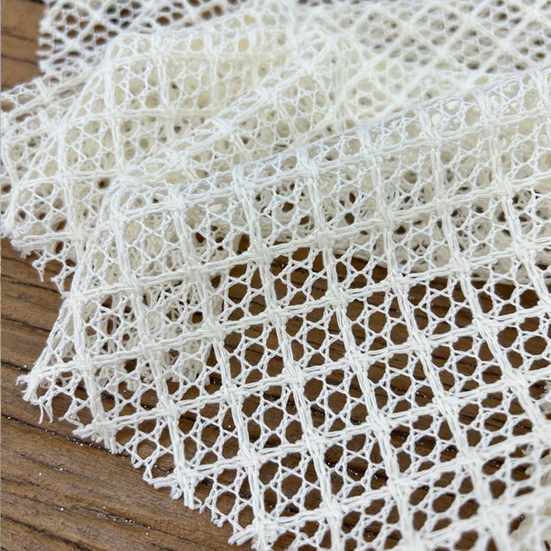 1.4 Meters Wide Light Beige Woven Diamond Grid Mesh Fishing Net Fabric ...