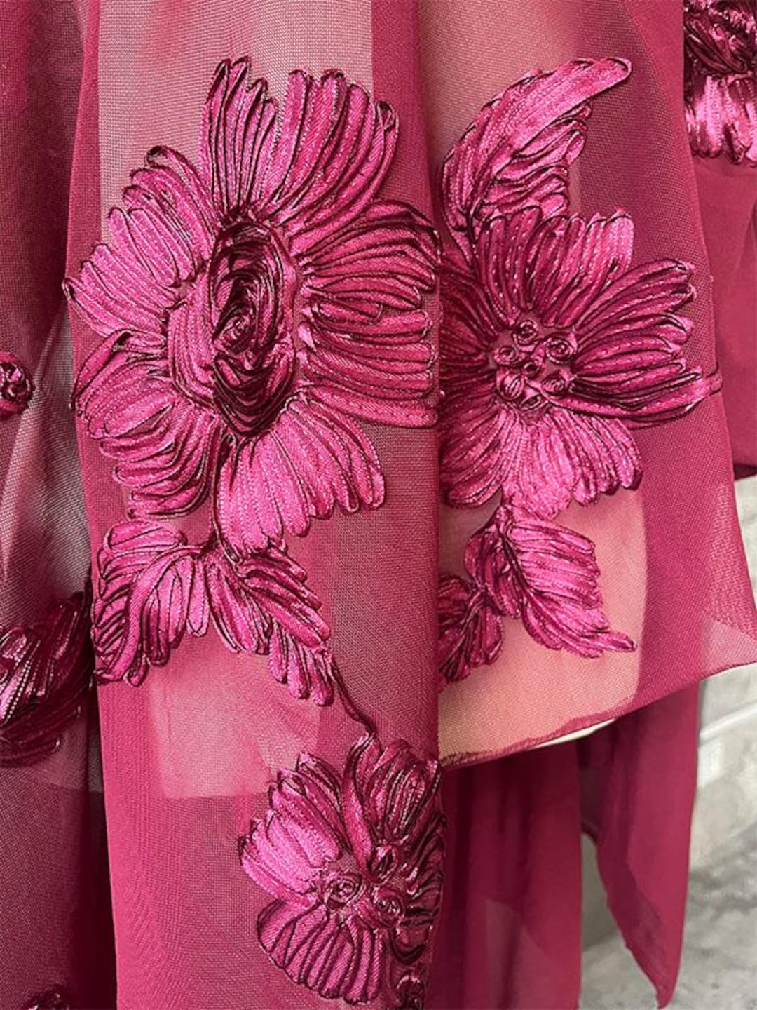 1.4 Meters Wide Elastic Embroidery Texture Lace Perspective Mesh Fabric ...