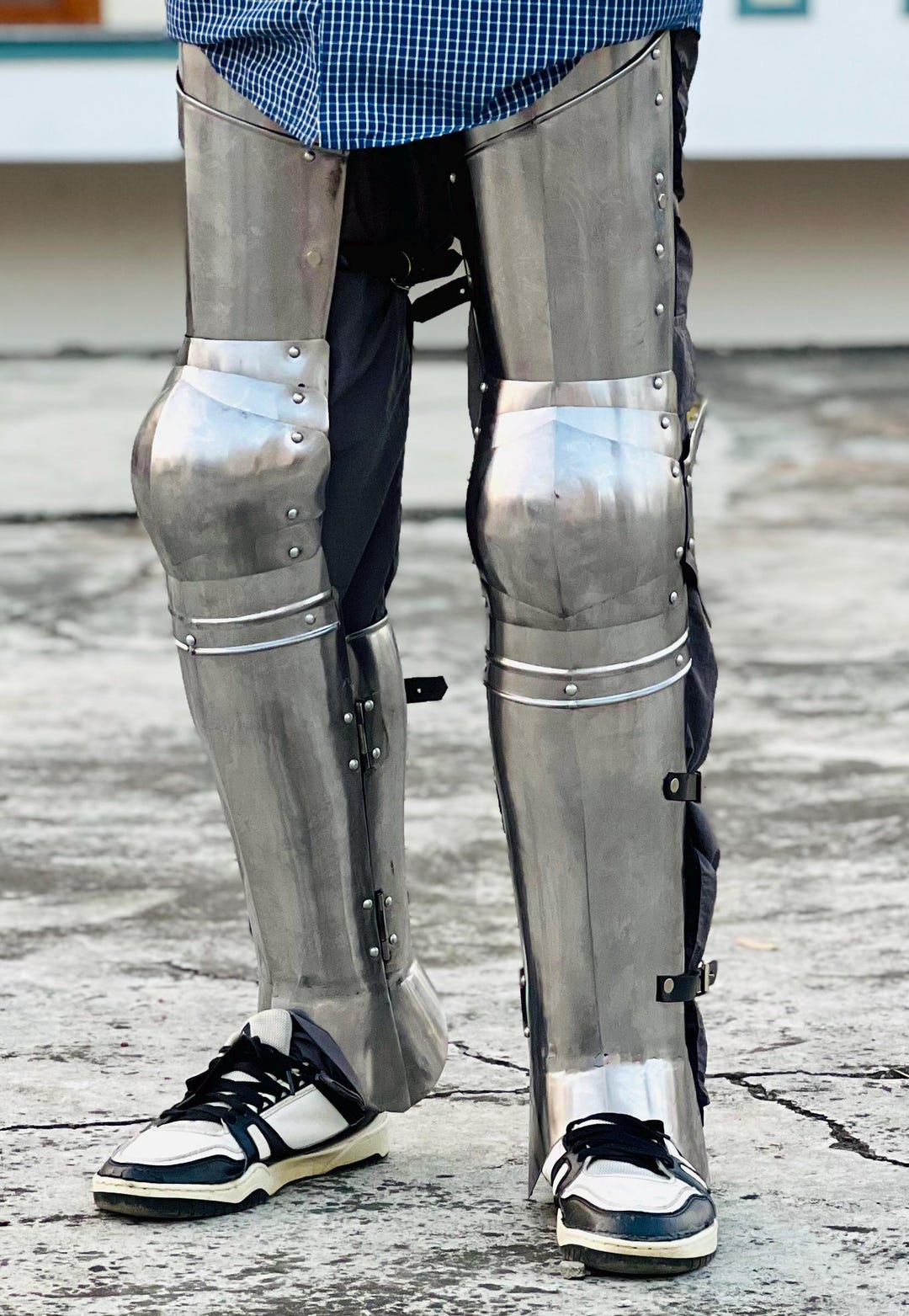 Custom Medieval Style Full Leg Armor Set - Steel Greaves and Cuisses ...