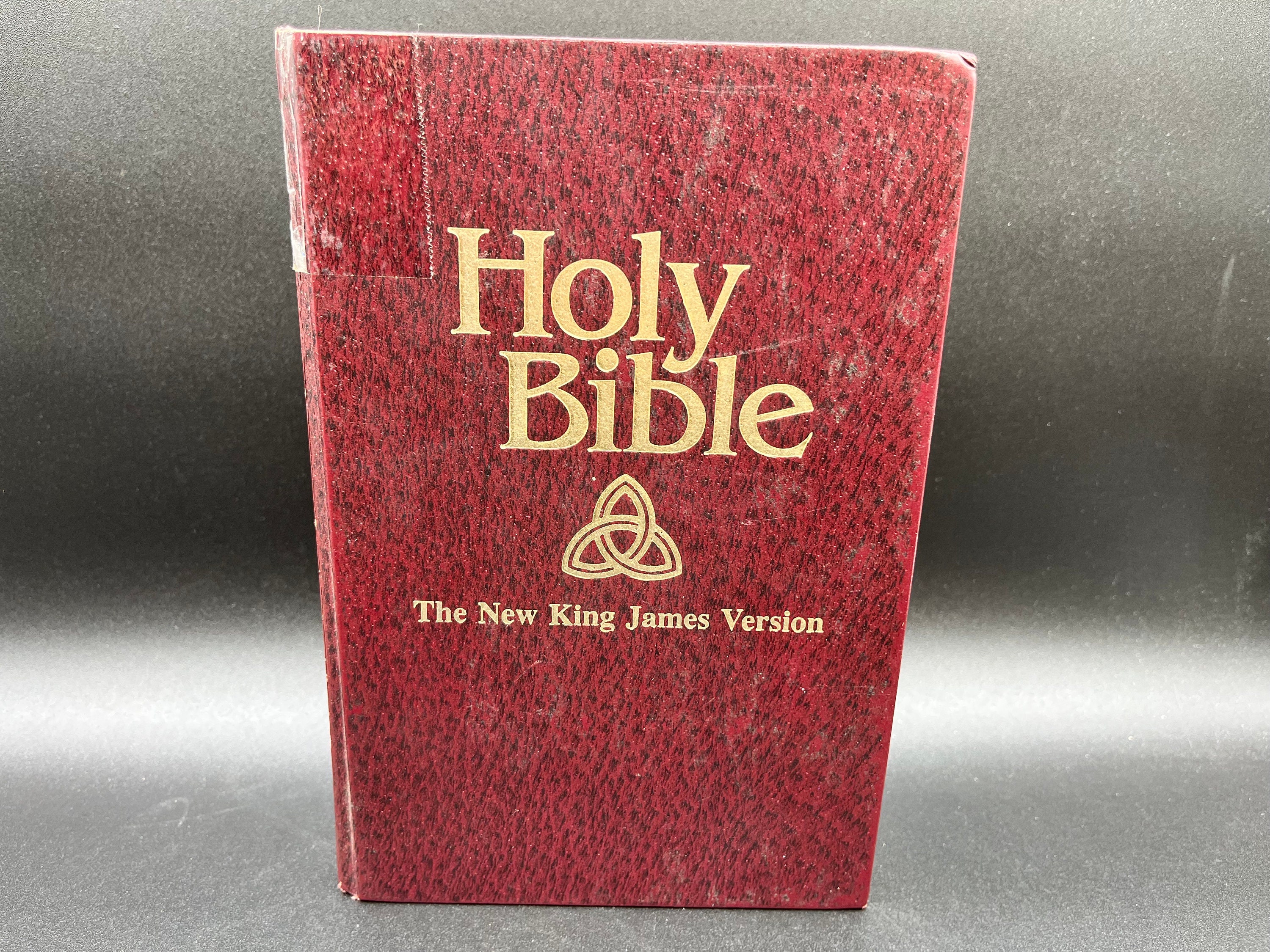 1982 the New King James Bible Old and New Testaments Hardback Red Cover ...