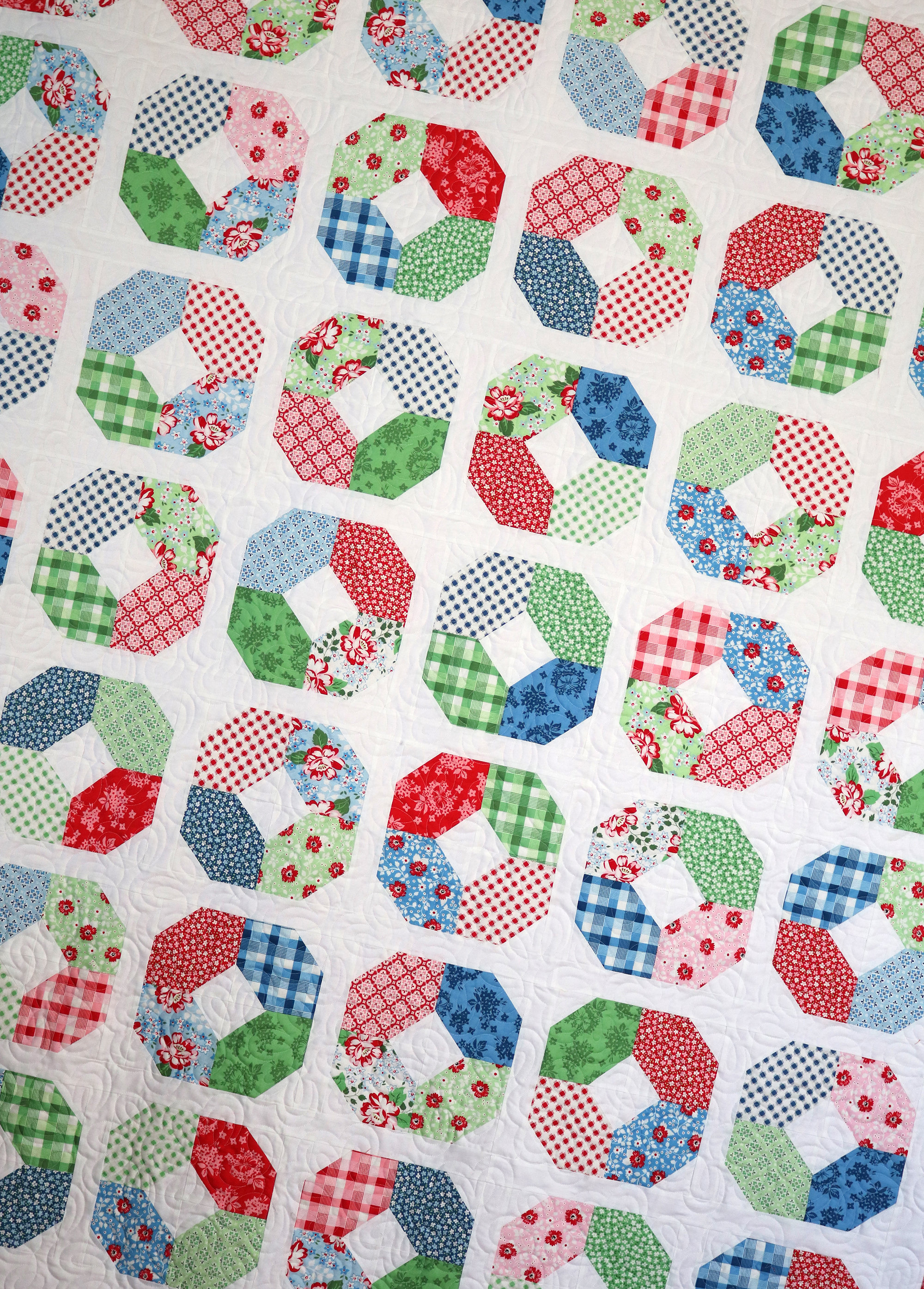 Layer Cake Lucy Quilt Pattern (PDF) - Throw Size Quilt Pattern Perfect for Precuts - Etsy