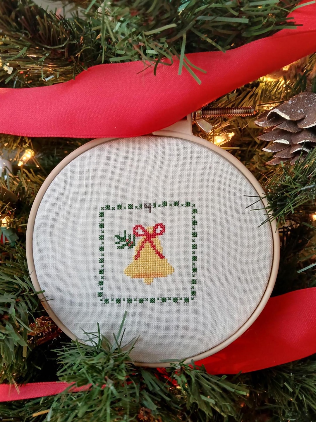Countdown to Christmas - Day 4 - Bell - Etsy