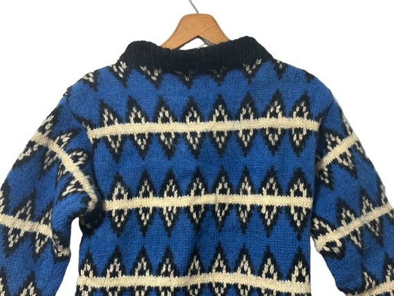 1960s Vintage Handknit Diamond Pattern and Stripe Pul… - Gem