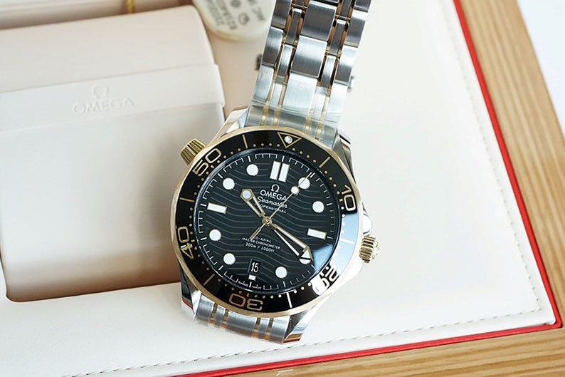 Omega Seamaster Diver 300m Co-axial Master Chronometer 42mm ...
