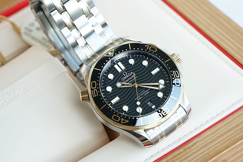 Omega Seamaster Diver 300m Co-axial Master Chronometer 42mm ...