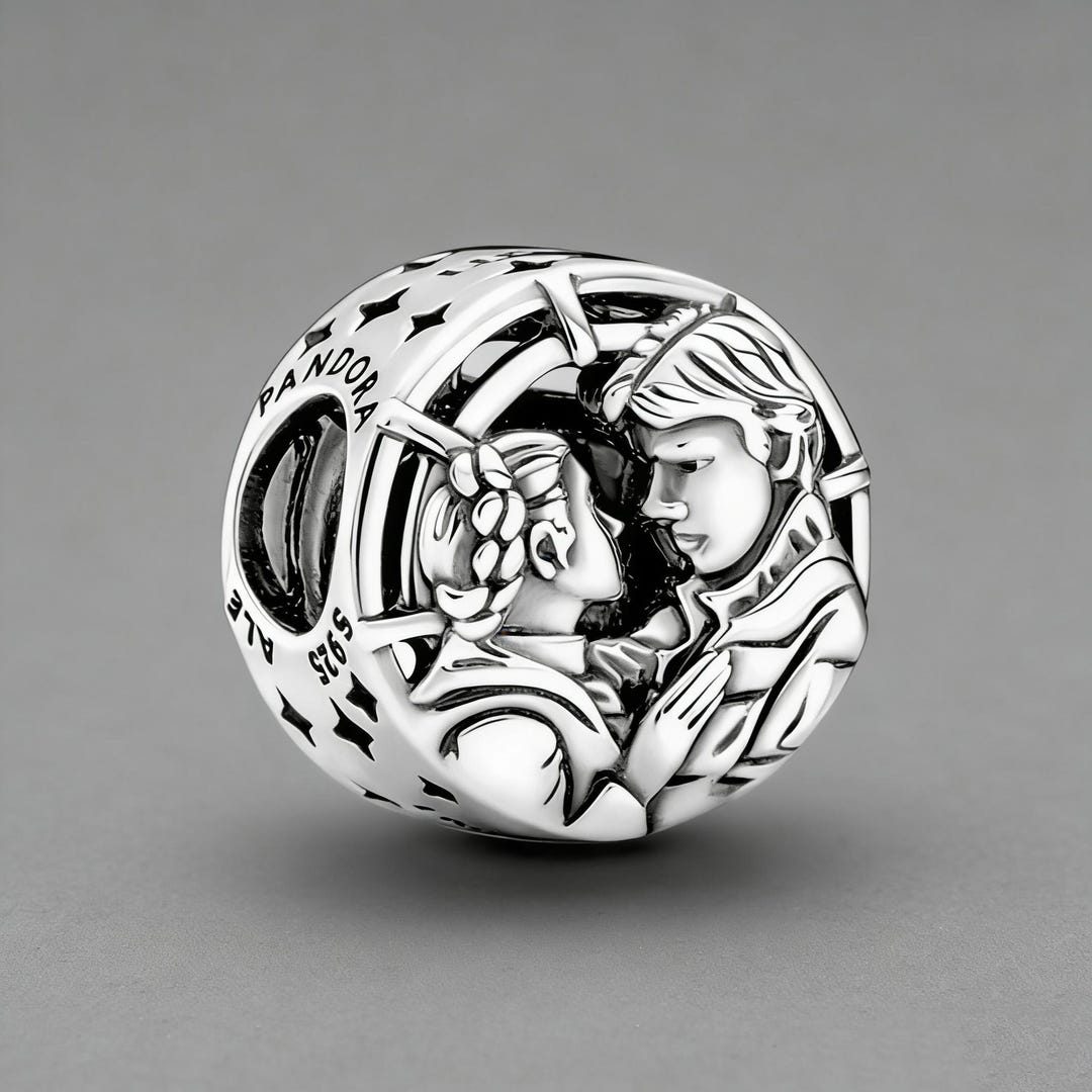 Sterling Silver Han Solo & Leia Kiss Charm Dangle Charm - Pandora ...
