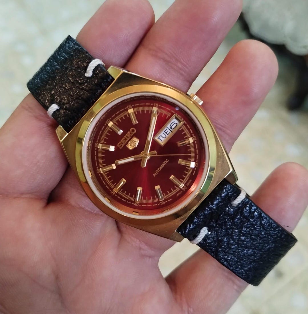 Vintage Seiko 5 Mens Automatic Red Classy Dial Golden Case Working ...