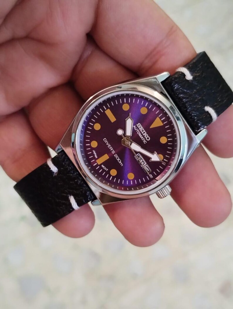 Vintage Seiko 5 Mens Automatic Purple Color Classy Daydate Dial Working ...