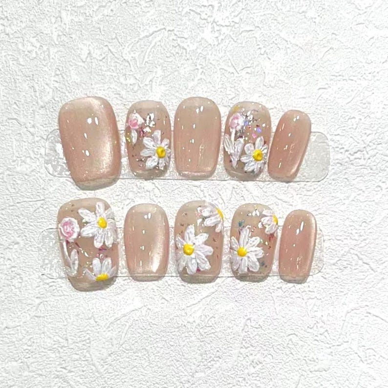 Daisy Press on Nails Short Square | Spring Floral Press on Nails | Nude ...