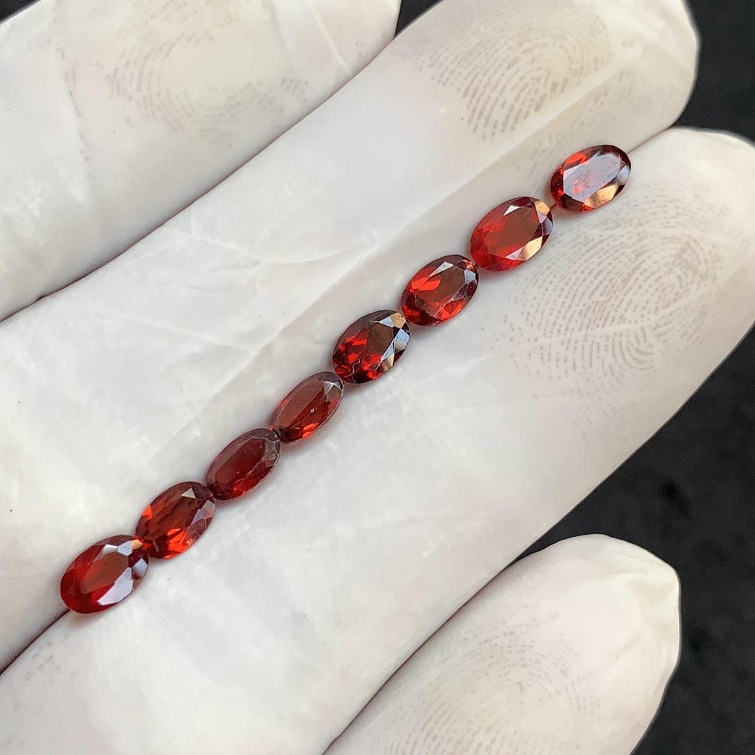 Natural Red Garnet Gemstone | 6mm Oval Faceted January Birthstone ...