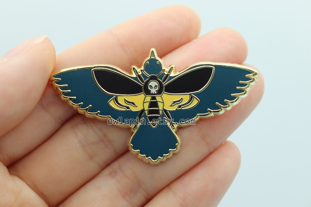 Death's Head Hawkmoth Starling Enamel Pin - Etsy